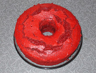 Red Velvet Angel Food Cake - Walter Knoll Florist